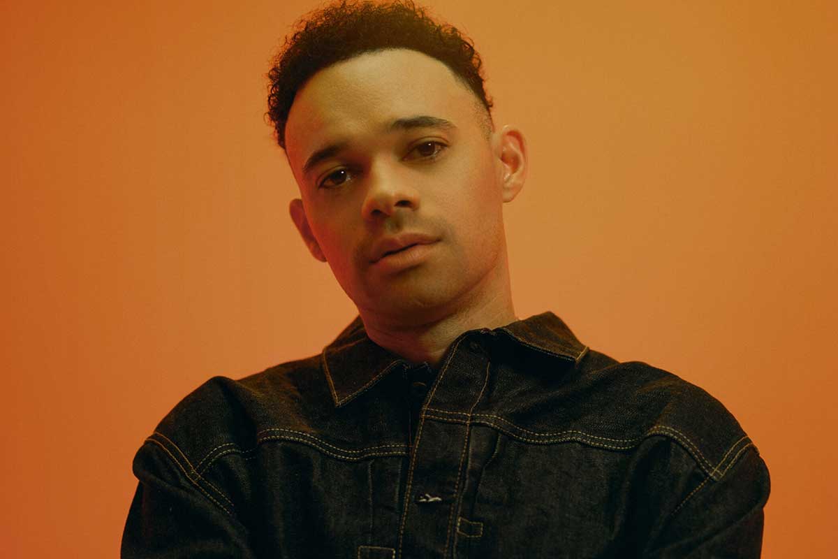 Tauren Wells on ChristianRock.Net